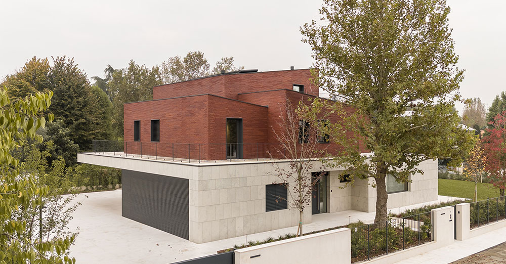 BC House by Studio EB