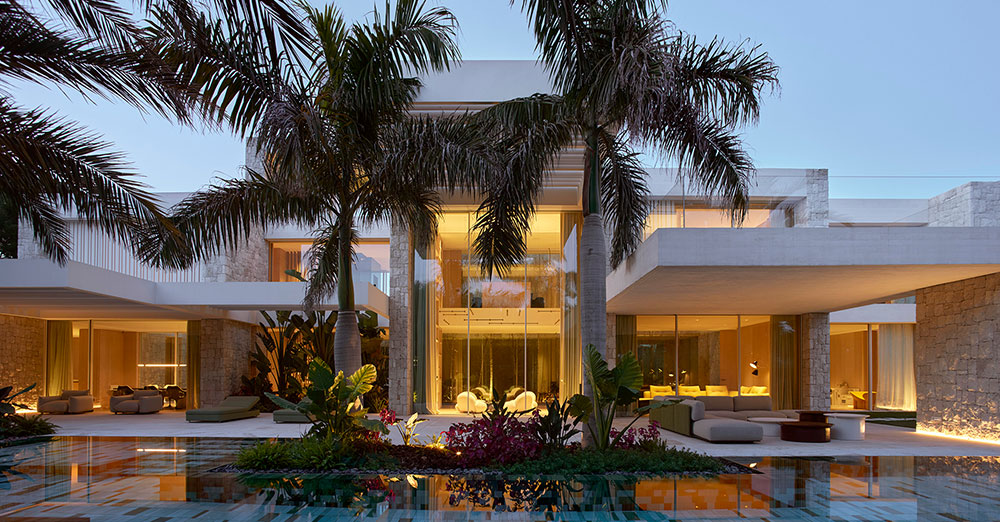 Jacaranda House by Ramón Esteve Estudio